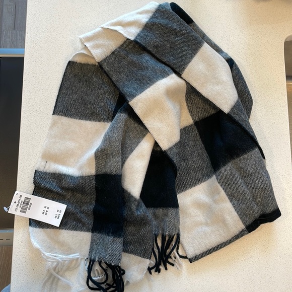 Abercrombie & Fitch | Accessories | Nwt Abercrombie Fitch Black White ...